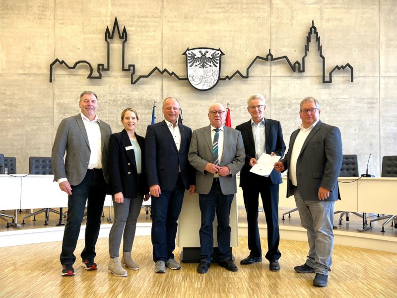 Für Nachwuchs im Handwerk: Landkreis fördert „Azubi-Guides“ mit 30.000 ...