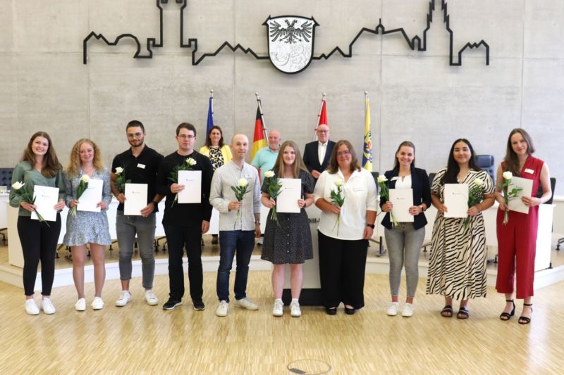 Kreisverwaltung bekommt wieder Nachwuchs - Lahn-Dill-Kreis